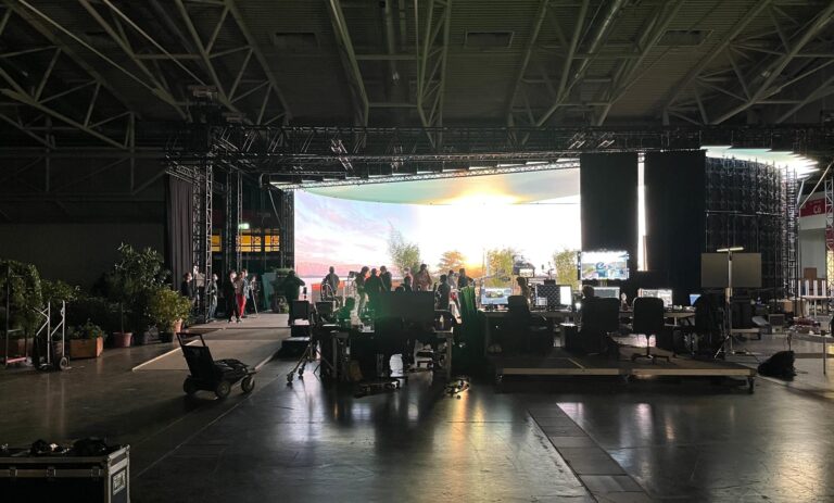 Virtuelles Produktionsstudio Hyperbowl an neuem Standort