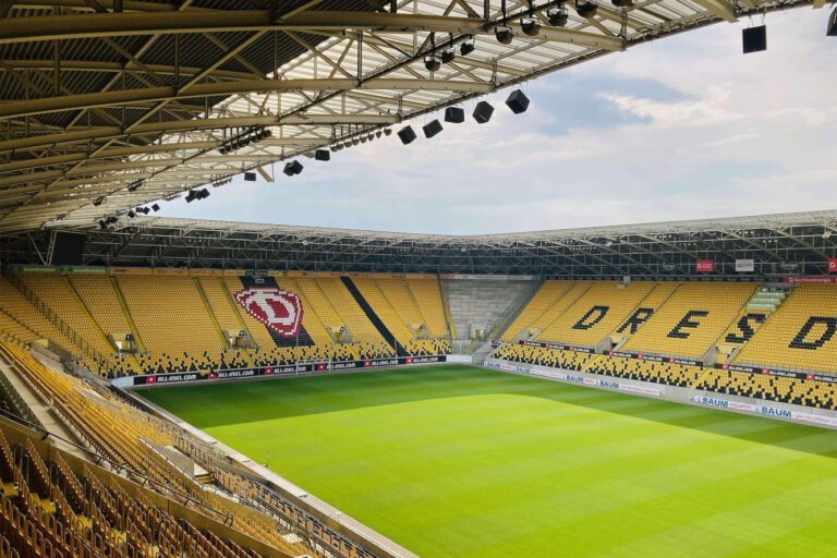 Fabelhafte Hotels Nahe Rudolf Harbig Stadion Dresden Ebenbild